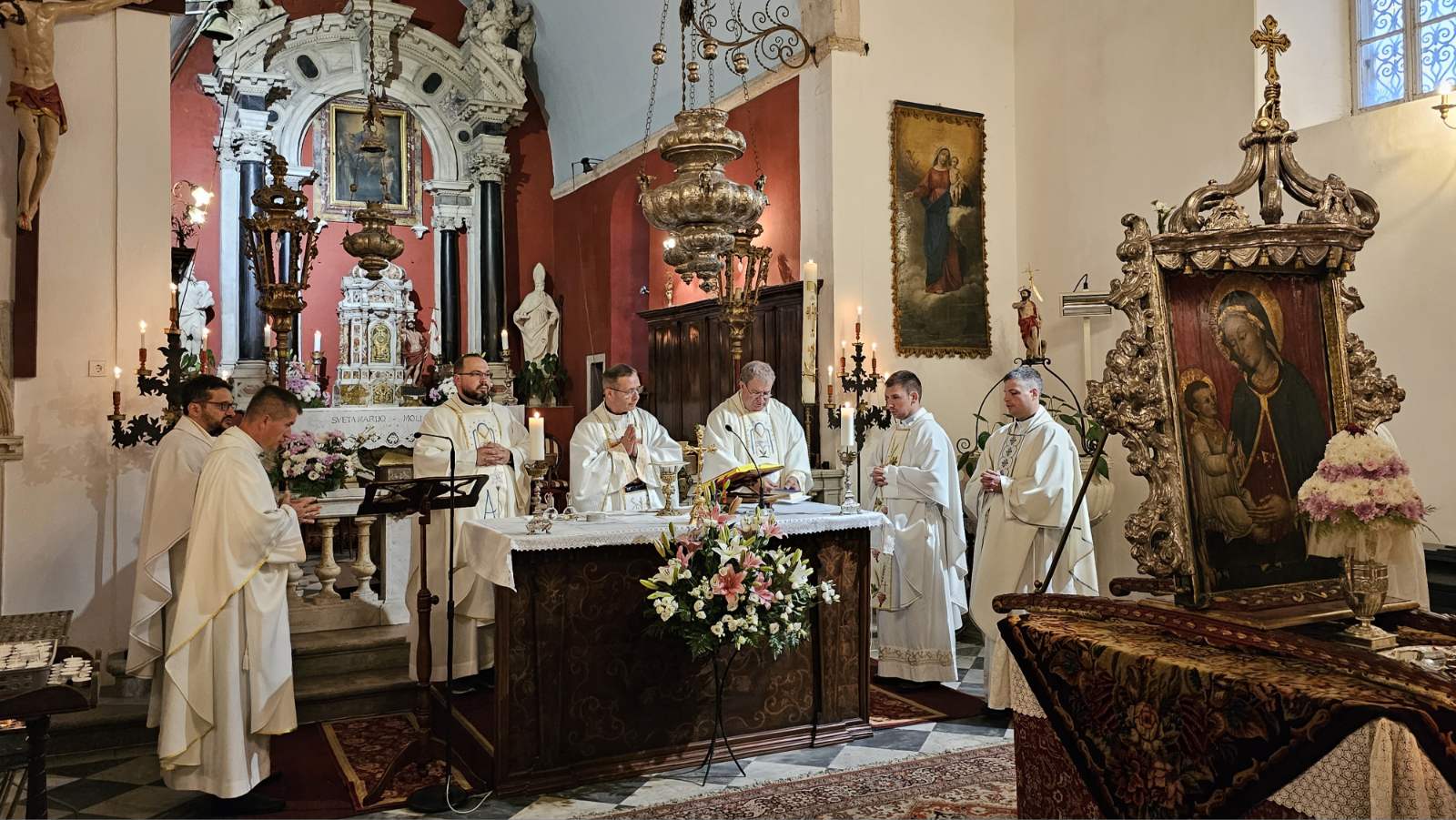 Proslavljen zavjetni dan u Perastu « Kotorska biskupija